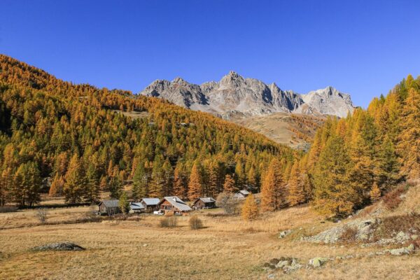 2 jours dans la vallée de la Clarée en automne | Sarah conte ses ...